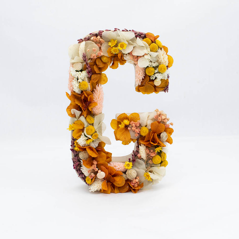 Letras con flores preservadas. Un regalo único – La Boutique de la Lola 🌷